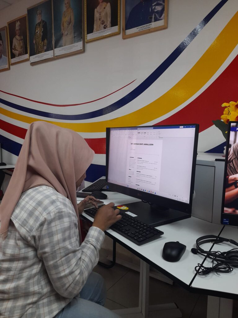 Laporan Aktiviti Februari 2025 : Soft Skill (Bengkel Penulisan Resume ...